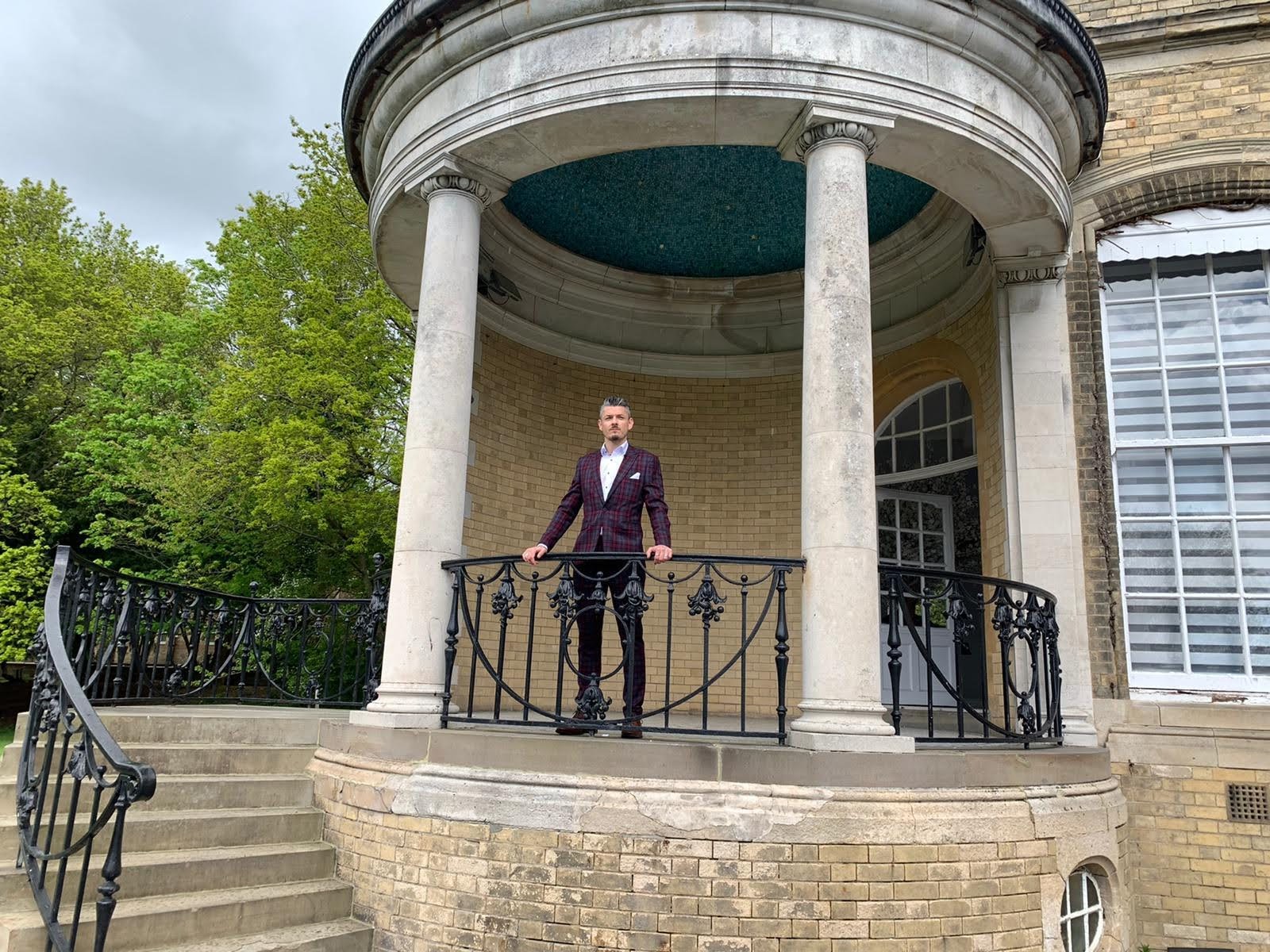 Behind The Scenes – Conor Field